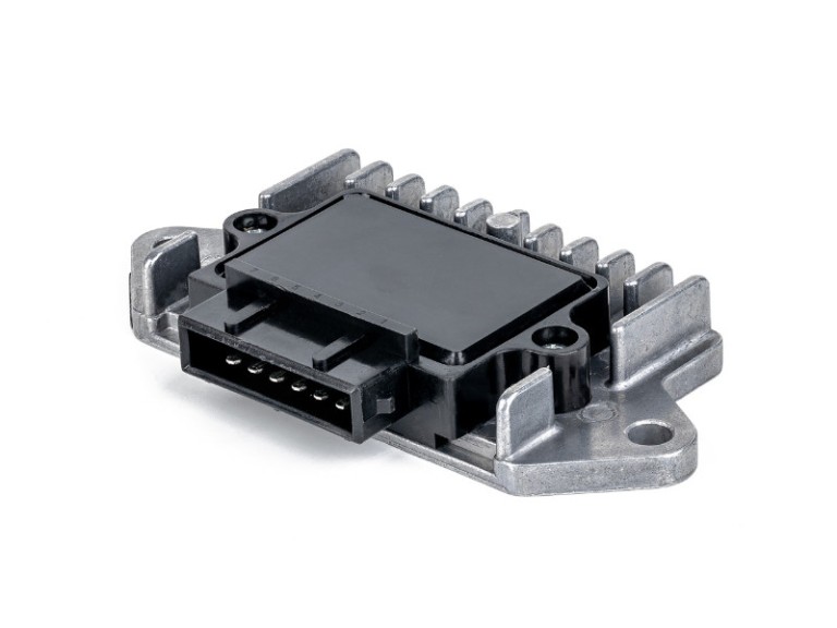 What Is An Engine Control Module (ECM) & How Does It Work?