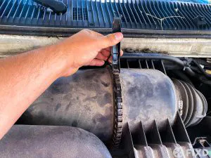 How To Replace Your Engine Air Filter: A Complete Guide - FIXD