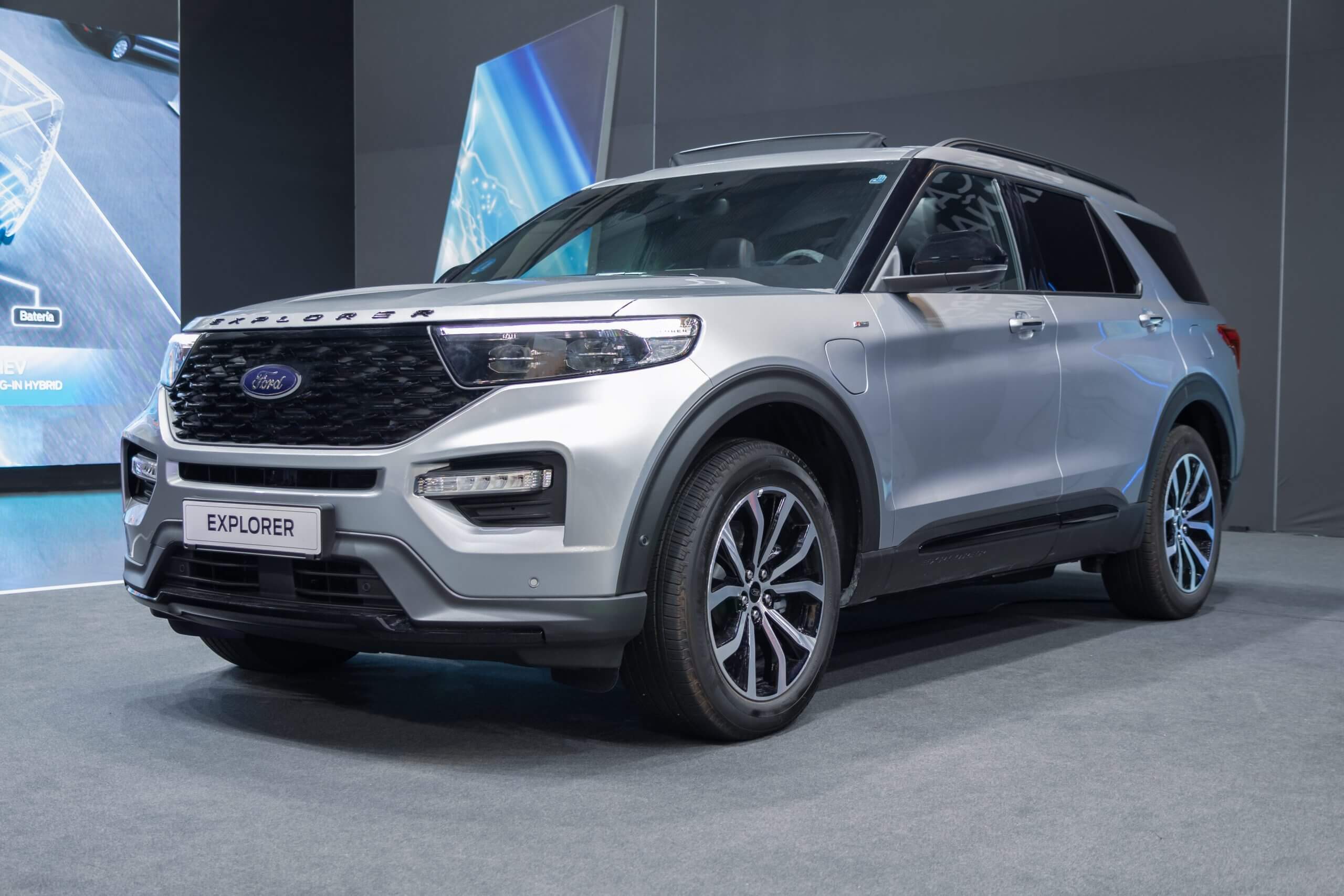 Best & Worst Years of Ford Explorer - Graphs & Owner Surveys - FIXD