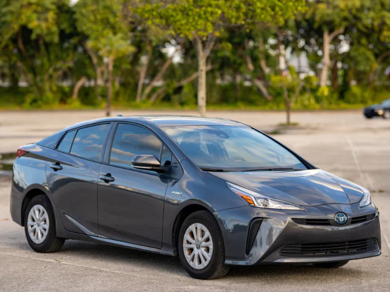 Toyota Prius | Depreciation Rate & Curve Graphed - FIXD